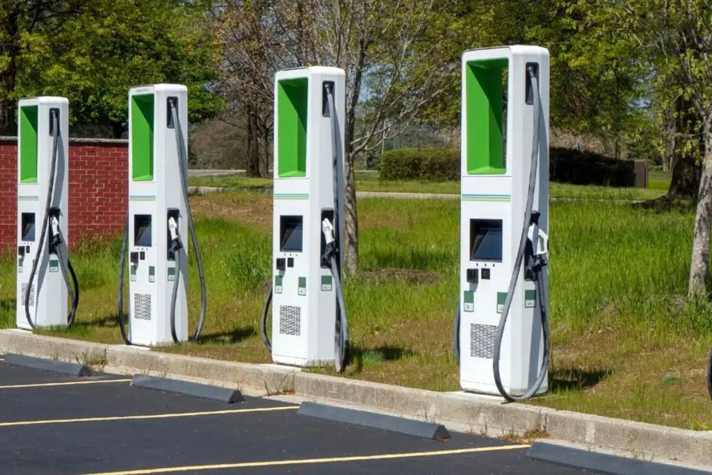 Charging Stations in Dubai: Is the City Ready for Your EV?
