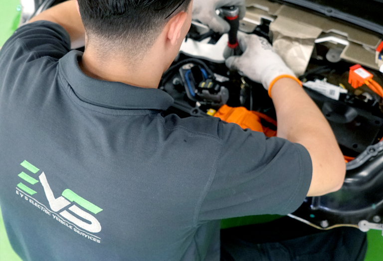 EV Battery & Electrical Repairs in Dubai | Certified EV Services – EVS UAE